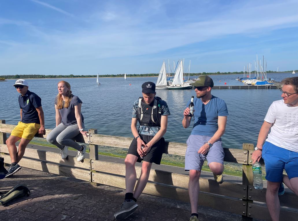Treffen der in Gründung befindlichen Abteilung „Junge Erwachsene“ des ...
